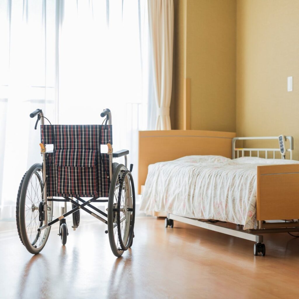 The Pros and Cons of Buying Medical Supplies - Learn More